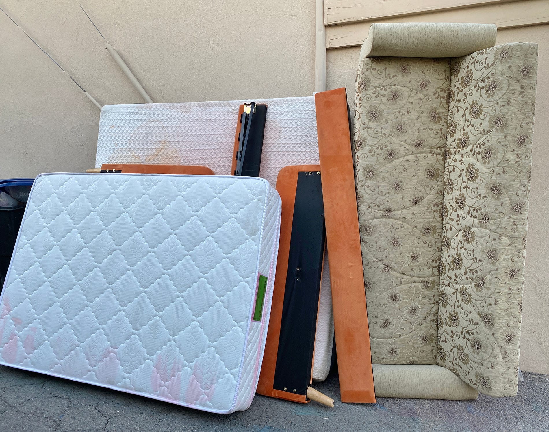 A Professional Guide to Mattress Disposal - All-In Dumpster Rentals